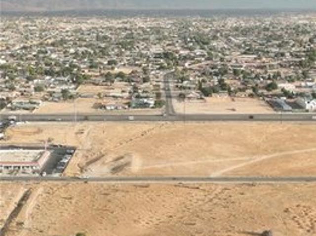 Huerta St, Victorville, CA 92395