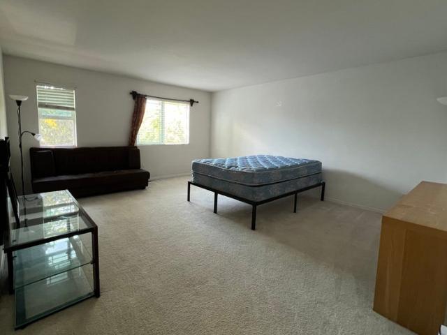 Huge Master suite in Auburn | Available 05 | $150