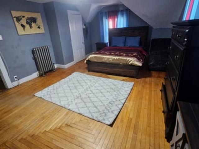 Huge Furnished Rooms | MBTA | Couples OK