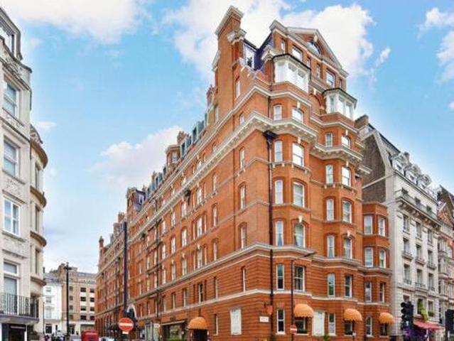 Huge Lateral Apartment Hay Hill, Mayfair, 6 Bedroom Flat