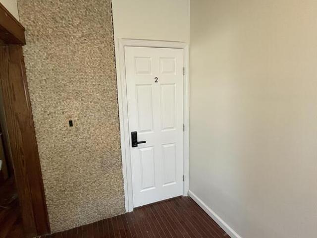 Huge Renovated KC Home, Next to Bus Stop