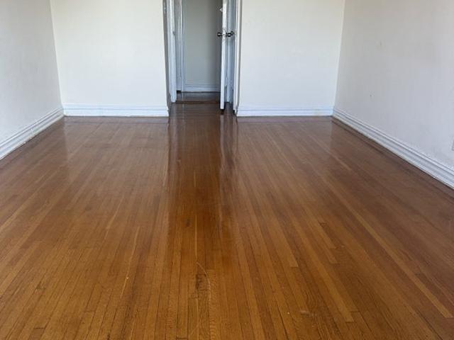 Huge room available for rent Females Only