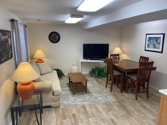 Huge Room in Quiet & Safe place