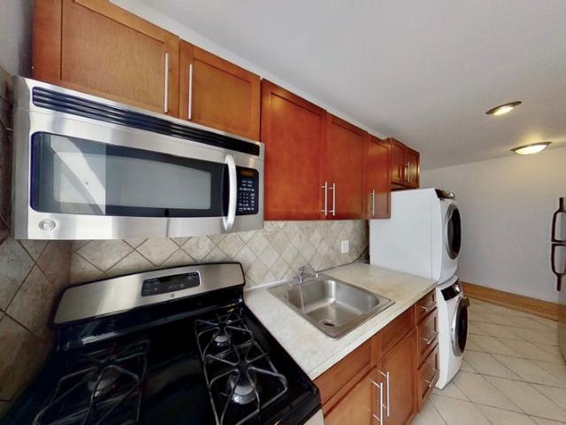 HUGE ROOMS 5BR /1BA W&D COLLEGE CITY AUG/SEPT