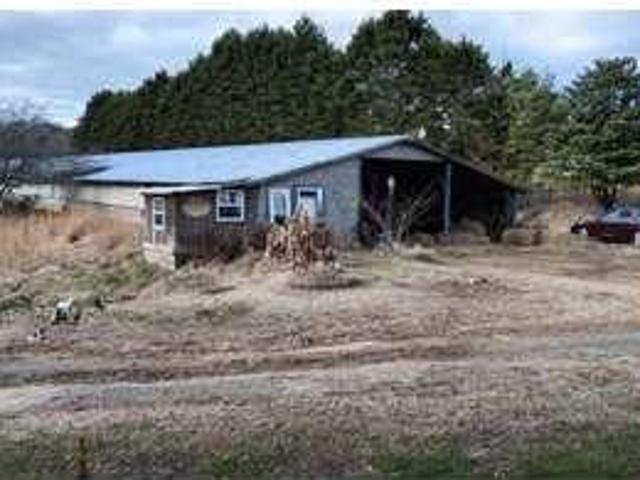 Huge 330 ft Barn for Rent in Granite Falls NC
