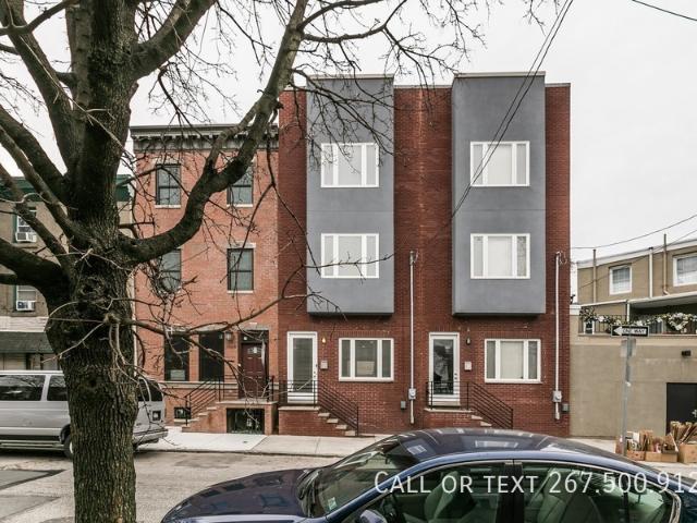Huge 3bd/2.5ba with a Finished Basement and a Roof Deck Facing the City!