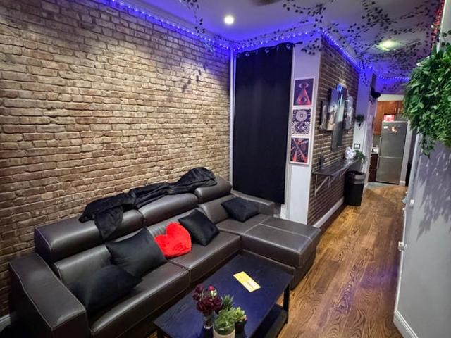 Huge 5 Bedroom Duplex in UES East 83rd street