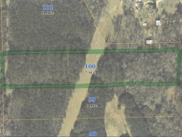 Hughes Rd, Columbus, MS 39702