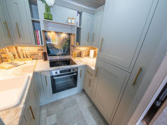Hulbert Road, Waterlooville PO7, 1 bed flat to rent, £1,100 pcm | PrimeLocation
