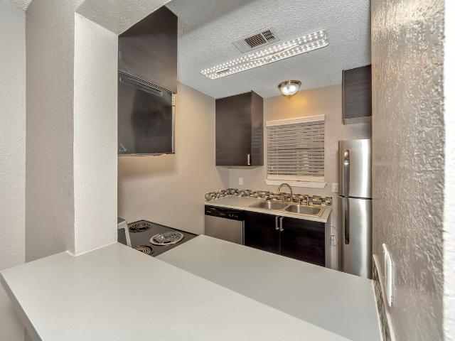 Hulen Park Place 2 Bedroom Apartment for Rent at 3602 Eldridge St, Fort Worth, TX 76107