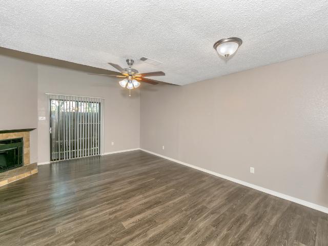 Hulen Park Place 2 Bedroom Apartment for Rent at 3602 Eldridge St, Fort Worth, TX 76107