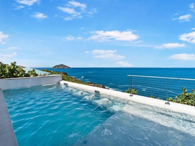 Hull Lns, Saint Thomas, Home For Sale