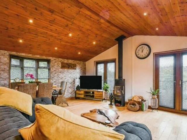 Hull Road, Wilberfoss, 3 Bedroom Park