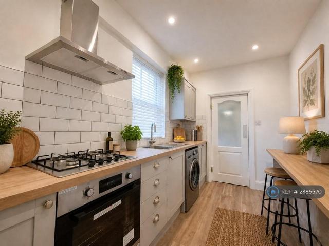 Hull Road, York, YO19 3 bed semi detached house to rent £1,950 pcm £450 pw
