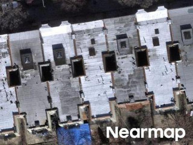 Hull St Apt A