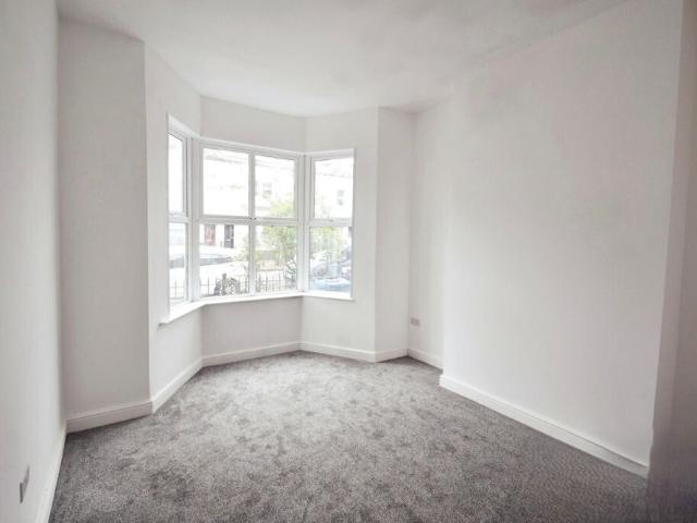 Hull, Sandringham Street