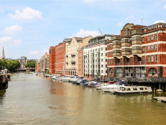 Huller & Cheese, Redcliff Backs. 2 bed apartment to rent £1,795 pcm £414 pw