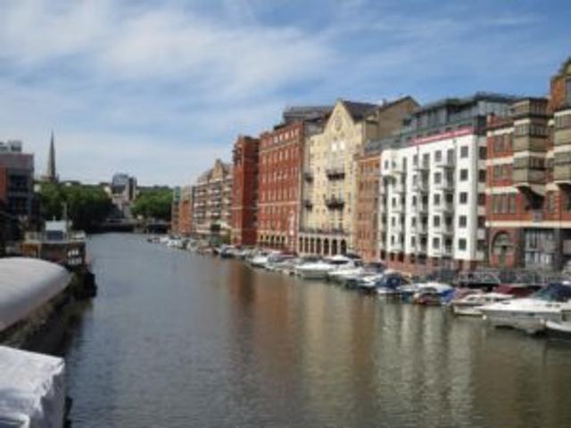 Huller & Cheese | Redcliffe Backs | Bristol | BS1 | Bristol Residential Letting