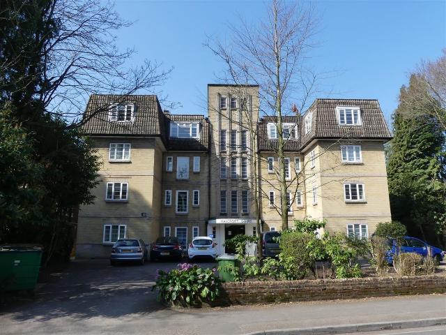 Hulse Road, Southampton SO15, 3 bed flat to rent, £1,500 pcm | PrimeLocation