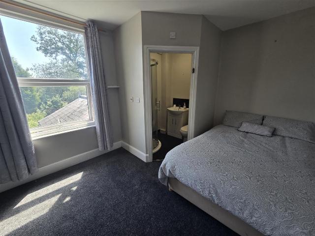 Hurcott Road, Kidderminster DY10, Room to rent, £525 pcm | PrimeLocation
