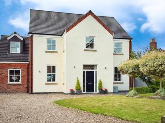 Hurds Farm, Worlaby, 4 Bedroom Detached