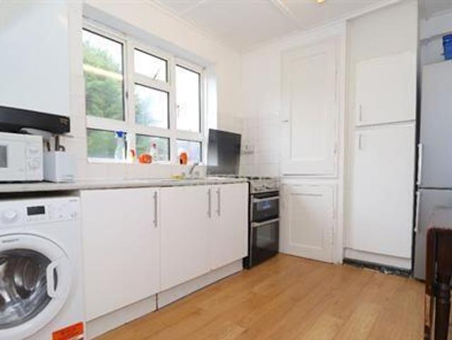 Hurdwick House, Harrington Square, 3 Bedroom Flat