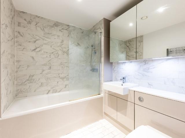 Hurlock Heights, London SE17, 2 bed flat to rent, £3,350 pcm | PrimeLocation