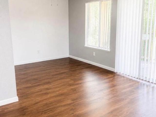 Hurly South Apartments 1 Bedroom Apartment for Rent at 2330 Hurley Way, Sacramento, CA 95825