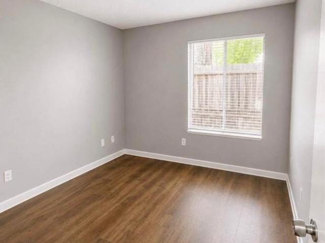 Hurly South Apartments 2 Bedroom Apartment for Rent at 2330 Hurley Way, Sacramento, CA 95825