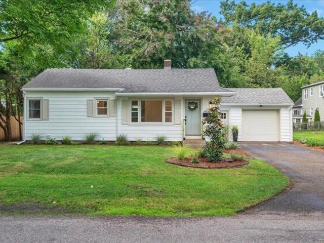 Huron Ave, Essex Junction, Home For Sale