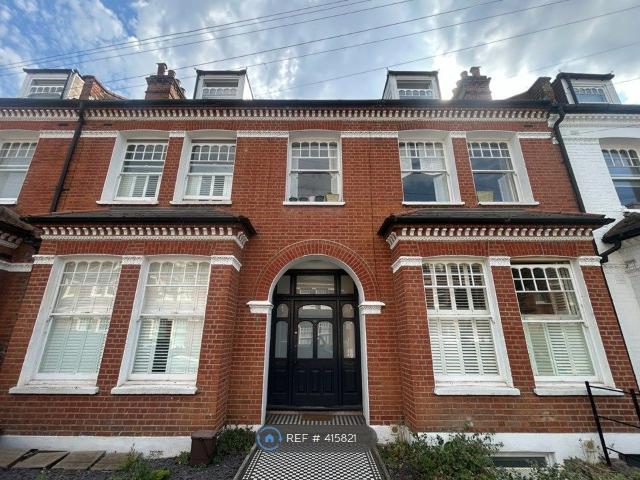 Huron Road, London SW17, 2 bed flat to rent, £2,850 pcm | PrimeLocation
