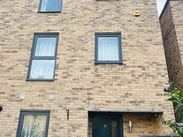 Hurrell Drive, Harrow HA2, 5 bed terraced house to rent, £3,000 pcm | PrimeLocation
