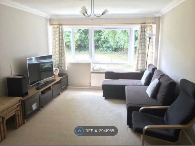 Hurst View Grange, South Croydon CR2, Room to rent, £875 pcm | PrimeLocation