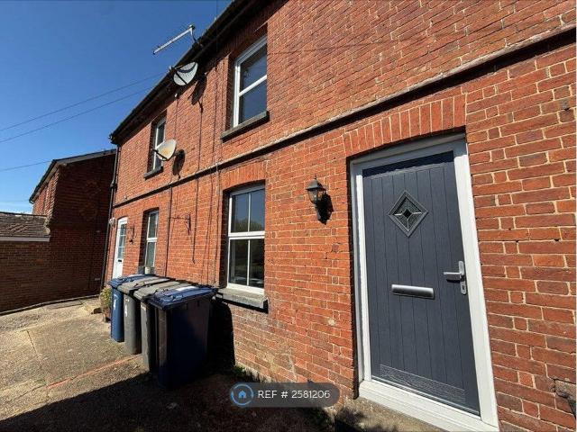 Hurst Cottages, Cranleigh GU6, 2 bed terraced house to rent, £1,600 pcm | PrimeLocation