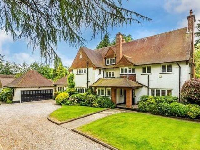Hurst Drive, Walton On The Hill, 7 Bedroom Detached