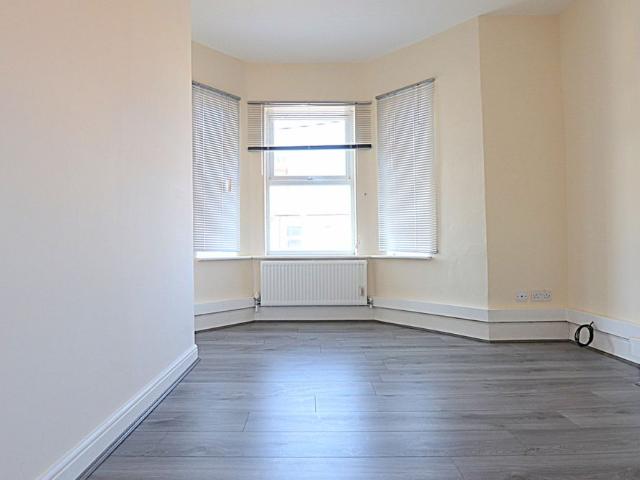 Hurst grove, MK40