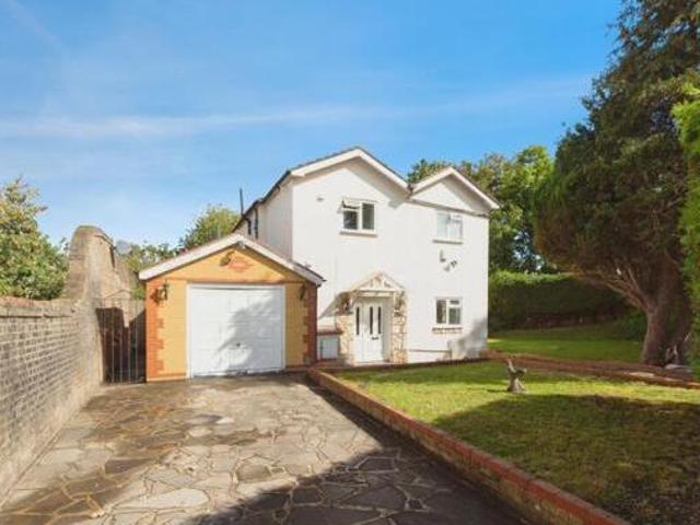 Hurst Road, Croydon, 3 Bedroom End