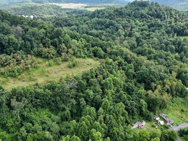 Husky Hwy, Fairmont, WV 26554