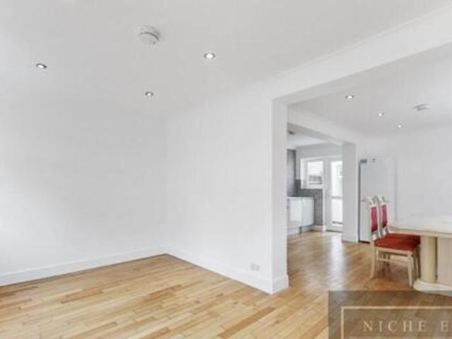 Hutton Grove, North Finchley, 6 Bedroom Semi detached