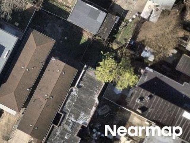Hutton St Apt 3l