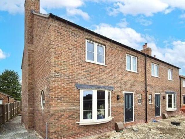Hutton Road, Hutton Cranswick, 3 Bedroom Semi detached
