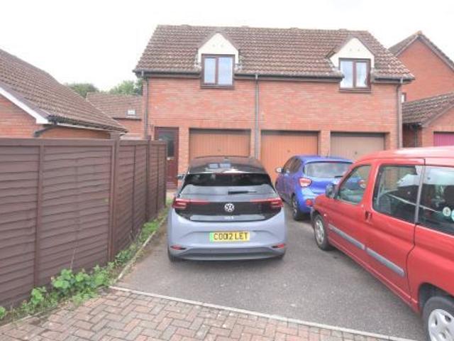 Hutchings Mead, Exeter EX1, 2 bed barn conversion to rent, £1,000 pcm | PrimeLocation