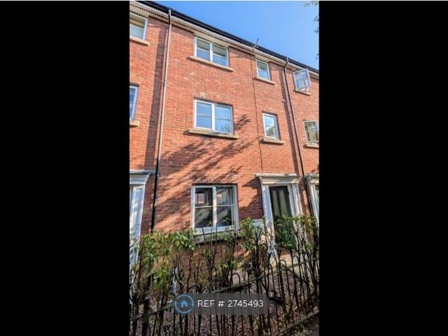 Hutley Drive, Colchester CO4, 4 bed terraced house to rent, £1,750 pcm | PrimeLocation