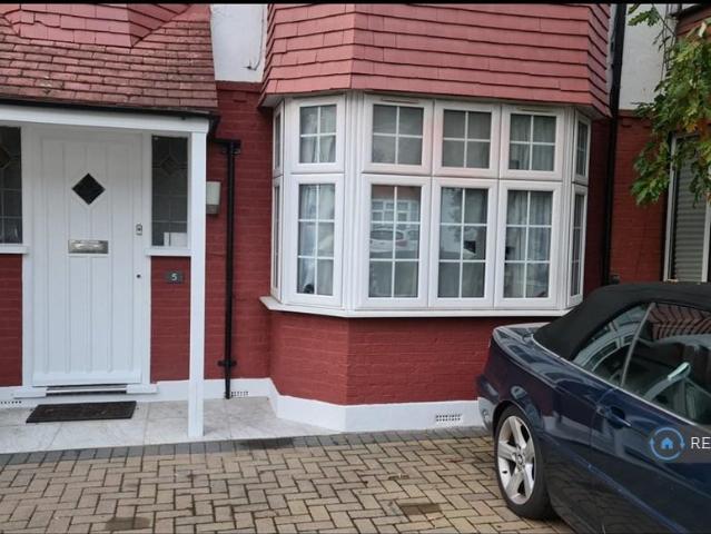 Huxley Gardens, London, NW10 3 bed terraced house to rent £2,675 pcm £617 pw