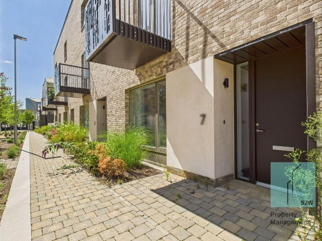 Huxley Row, Cambridge CB3, 4 bed property to rent, £3,700 pcm | PrimeLocation