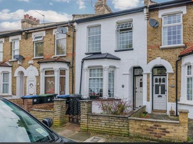 Huxley Road, Edmonton N18, 3 bed property to rent, £2,200 pcm | PrimeLocation