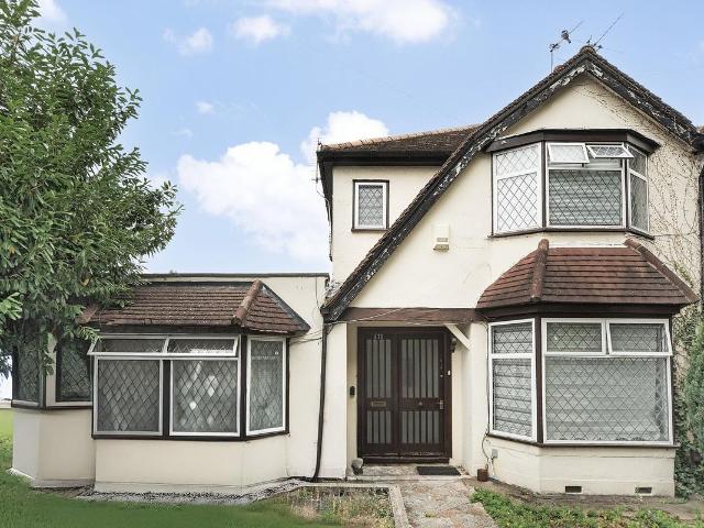 Huxley Road House, Edmonton, London N18, 3 bed property to rent, £2,500 pcm | PrimeLocation