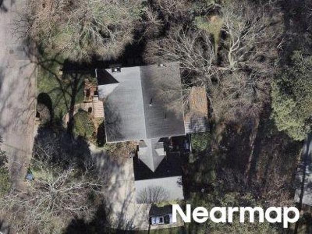 Hyde Manor Dr NW