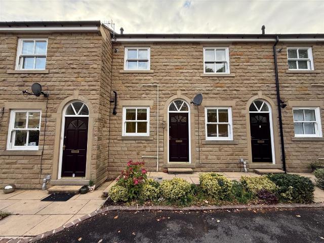 Hyde Bank Road, High Peak SK22, 2 bed flat to rent, £795 pcm | PrimeLocation