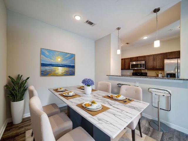 Hyde Glen Apartments 2 Bedroom Apartment for Rent at 11110 Hyde Pointe Ct, Charlotte, NC 28262 University City North